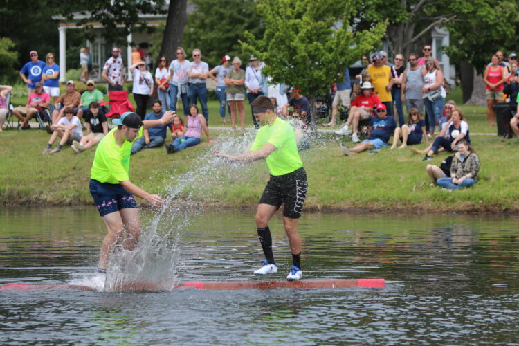 Gladstone welcomes US Log Rolling Open | News, Sports, Jobs - Daily Press